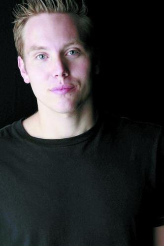 Cy Amundson kicks off fall's comedy showcase with Fairbanks tour ...
