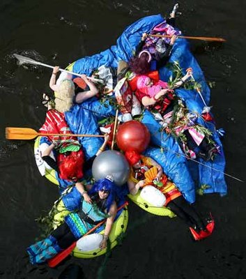 Red Green Regatta attracts the best of Fairbanks' slapdash raft work ...