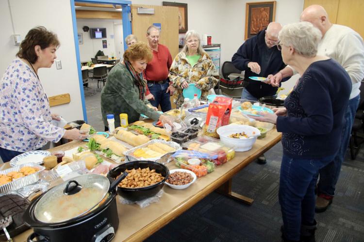 Seniors gather for Thanksgiving at Mary Siah Rec Center | Local News ...