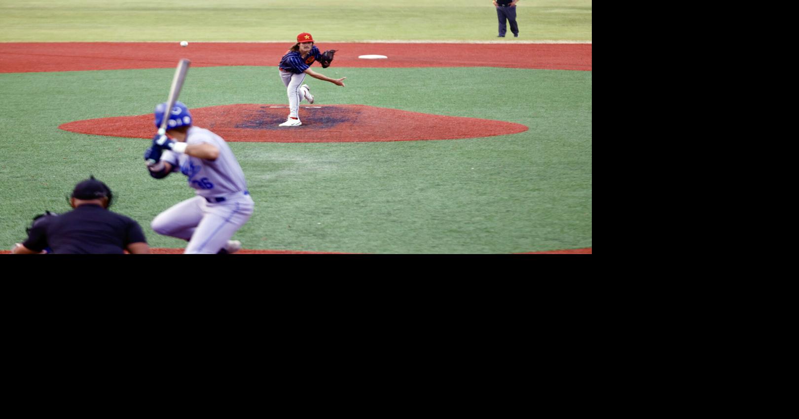 Glacier Pilots: First Anchorage Team in Midnight Sun Game This Century ...