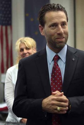 U.S. Sen. Lisa Murkowski concedes Alaska GOP primary to Joe Miller ...