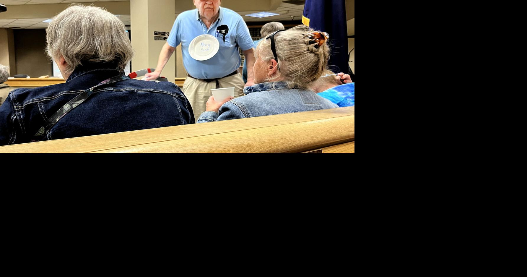 Residents rally for education, Mary Siah at budget meeting | Local News ...