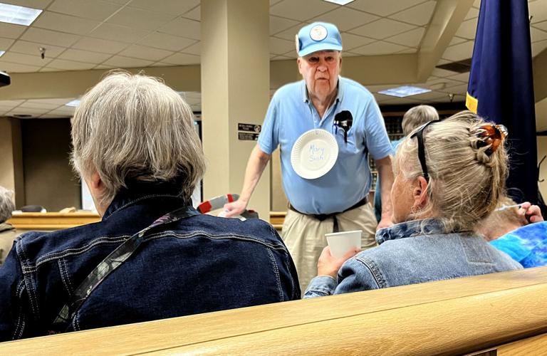 Residents rally for education, Mary Siah at budget meeting | Local News ...