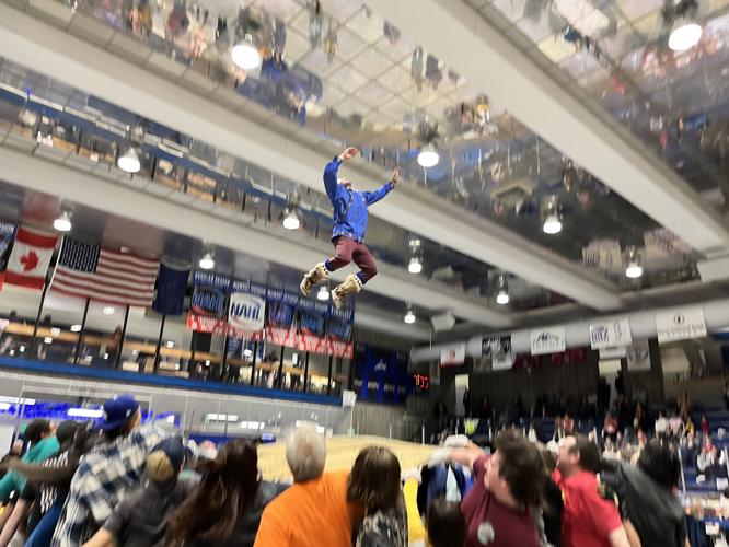 WEIO closes out after a record-setting week | Local News | newsminer.com