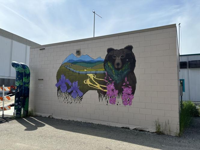 Students bring a new mural to downtown | Local News | newsminer.com