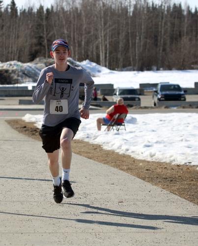 Grad Dash: Inaugural 5K is a run toward senior memories | High School ...