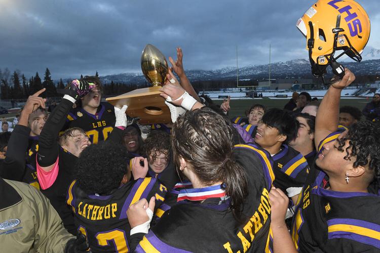 IT IS DONE: Lathrop wins first ever state championship in football with ...