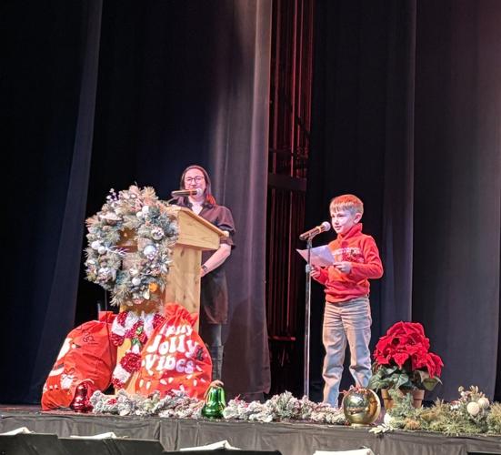 North Pole Winterfest gets residents in the Christmas spirit | Local ...