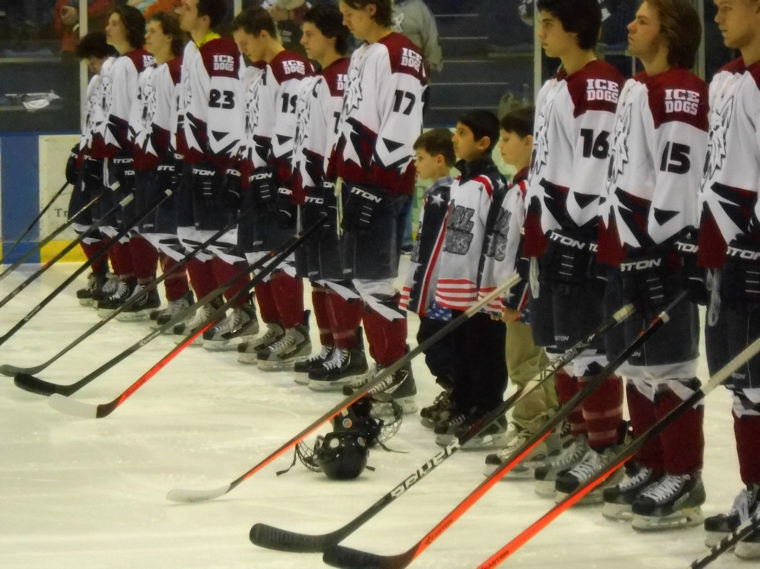 Young players visit Ice Dogs | Kris Capps | newsminer.com