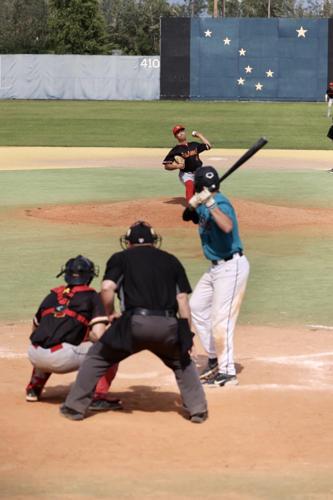 Panners notch another walk-off win on a Donovan Ratfield home run, 8-6 ...