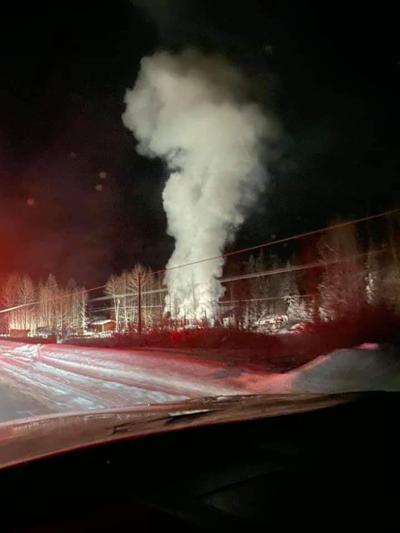 33 firefighters start new year by trying to save vacant inn | Local ...