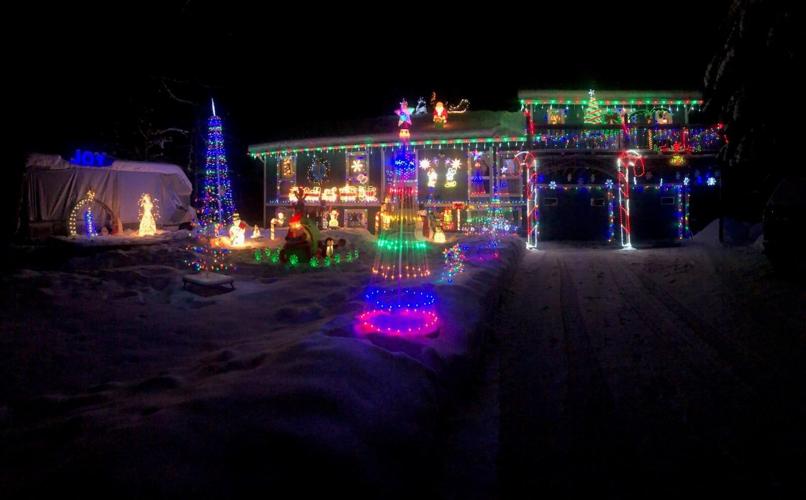 Voting begins in GVEA's Holiday Lights Contest | Latitude 65 ...