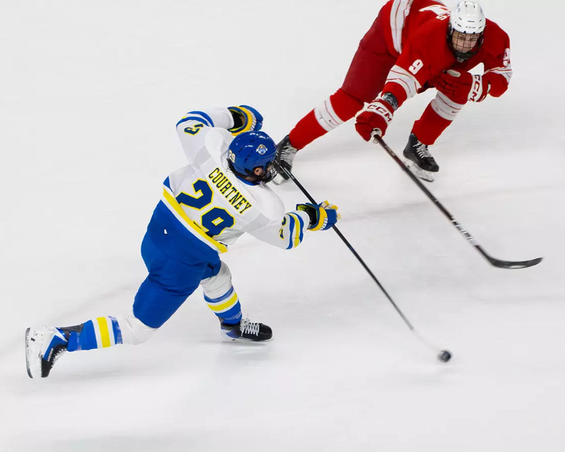 Nanooks skate to exhibition tie versus Simon Fraser | UAF Nanooks ...