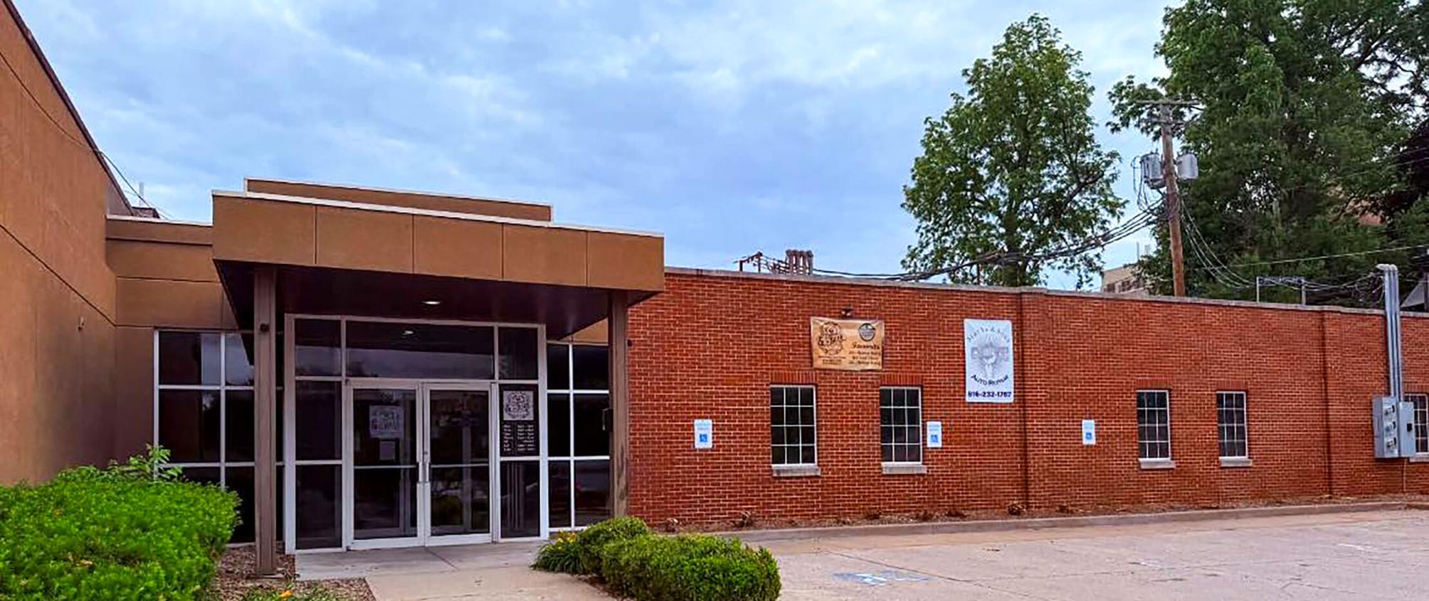 Bear Den Boxing extends hours at full fitness gym for summer | Business ...