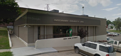 Skidmore man indicted in 2 murders now faces escape, assault charges ...