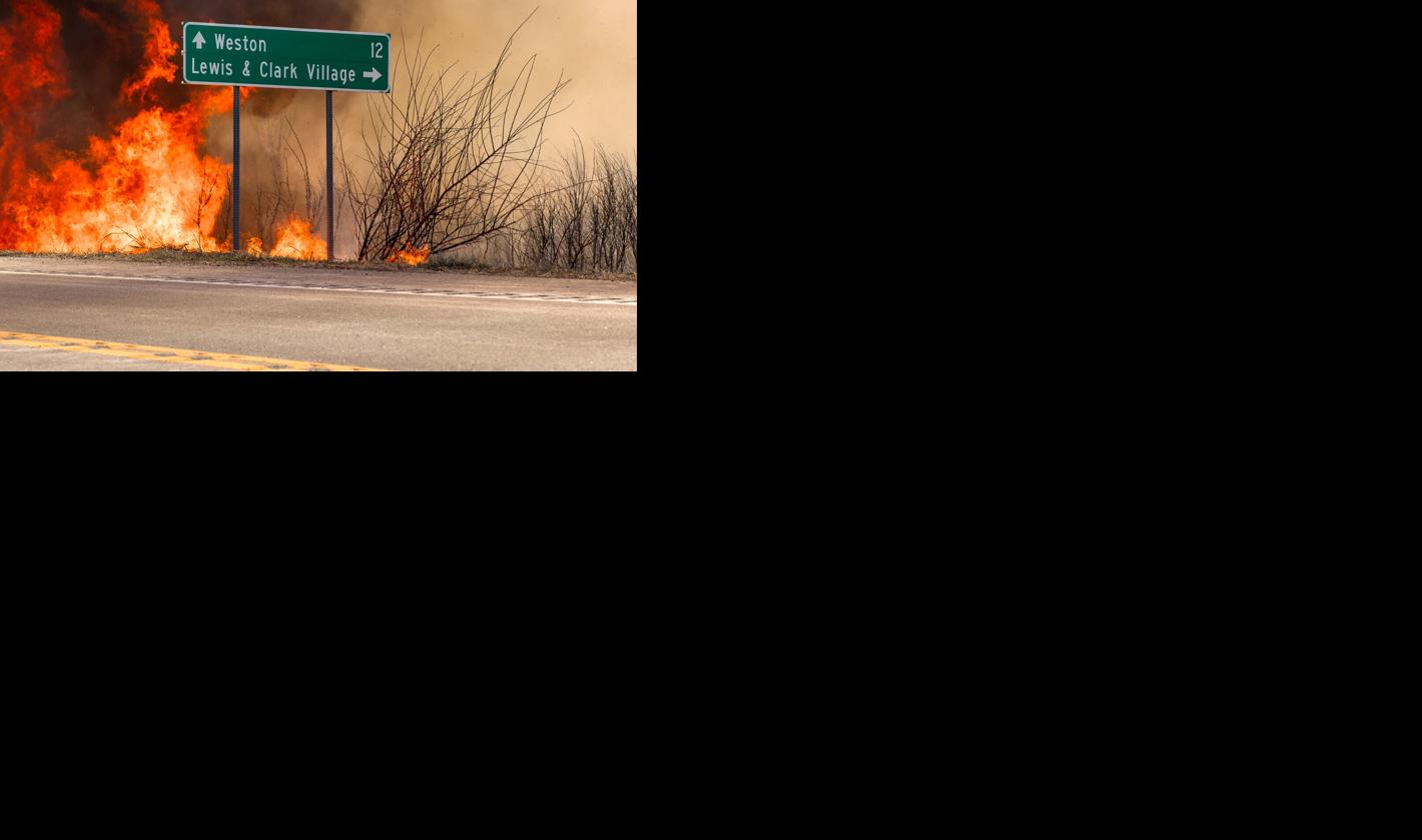 Sugar Lake fire burns over 200 acres but no homes destroyed, cause of ...