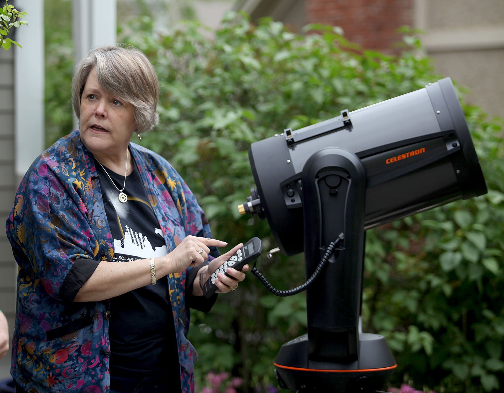 Eclipse chasers describe ‘eerie midday twilight’ | Eclipse ...