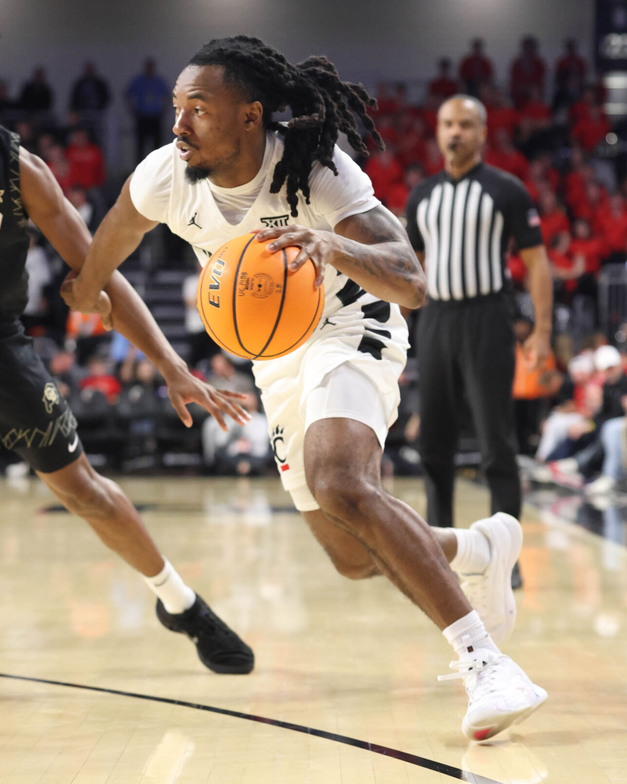 PHOTOS | Men's basketball defeats Colorado 77-68 | Gallery | newsrecord.org