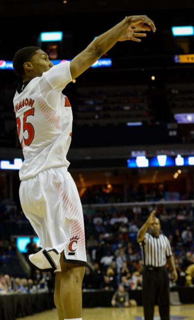 Bearcats narrowly escape upset in second round of AAC Tournament ...