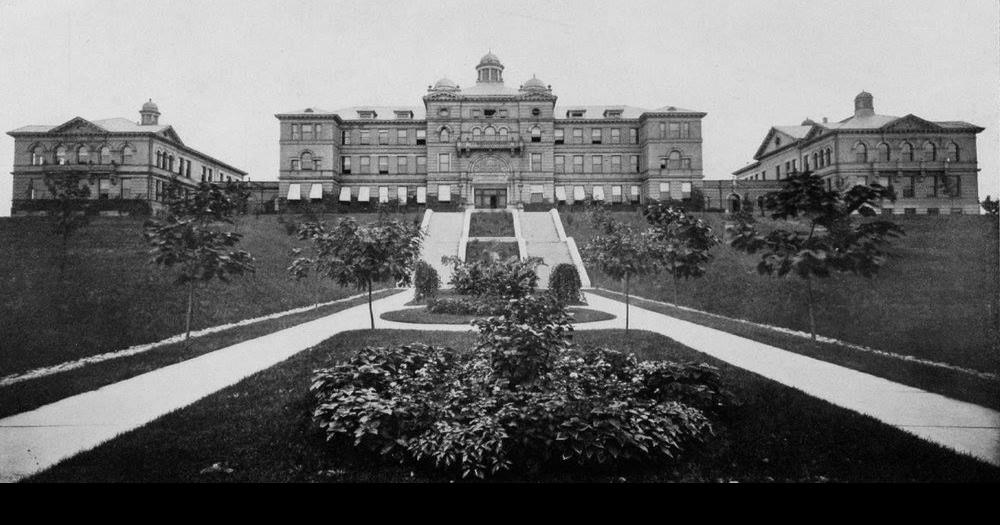 PHOTOS: Classic pictures of UC through the years | Gallery | newsrecord.org