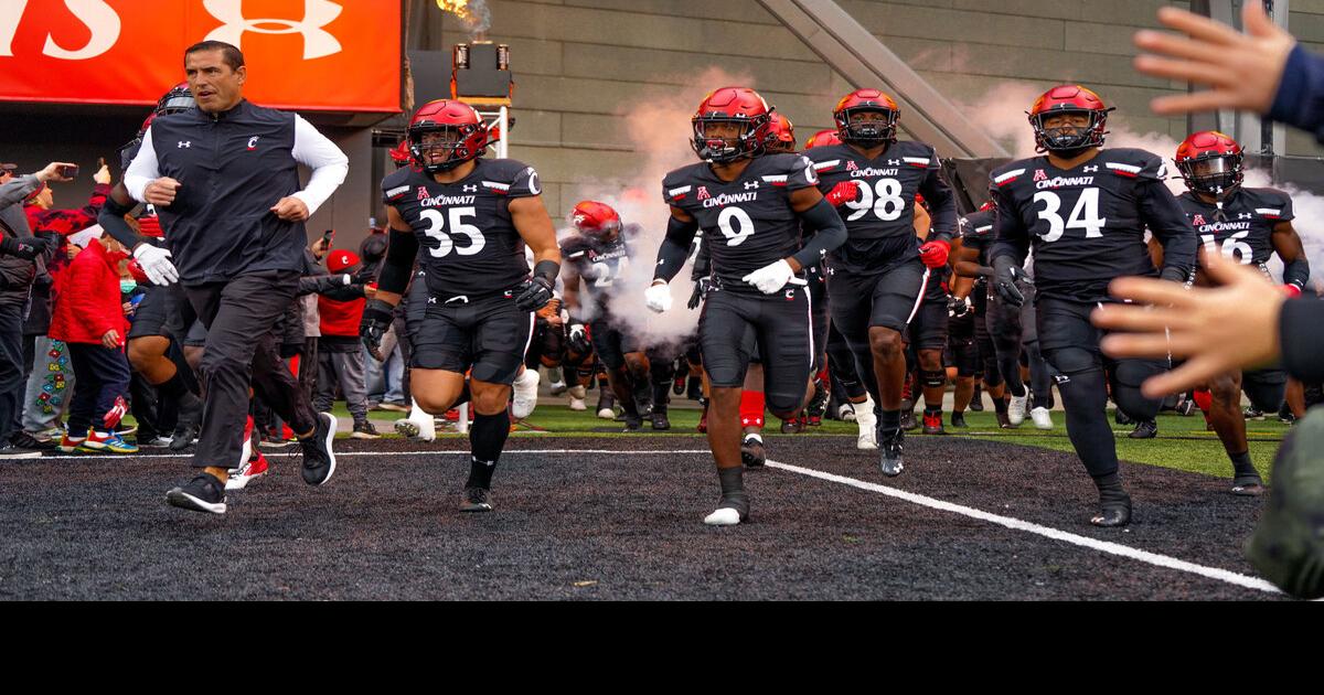 Cincinnati rises to No. 4 in week 13 CFP rankings | Sports | newsrecord.org