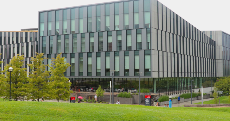 Mayor Pureval speaks to UC's 'future monopolists' | News | newsrecord.org