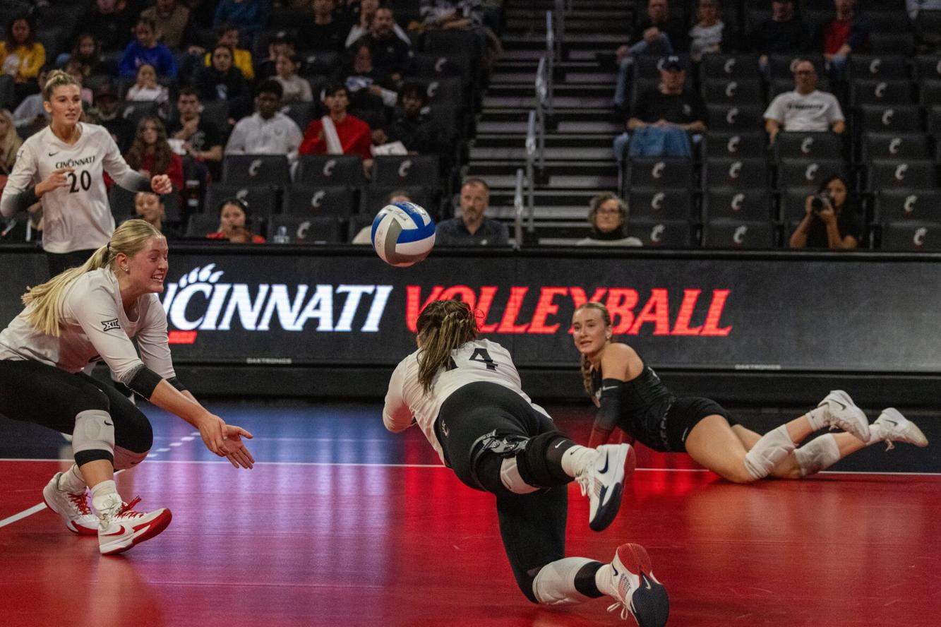 UC women’s volleyball sweep the Central Florida Knights 3-0 | Sports ...