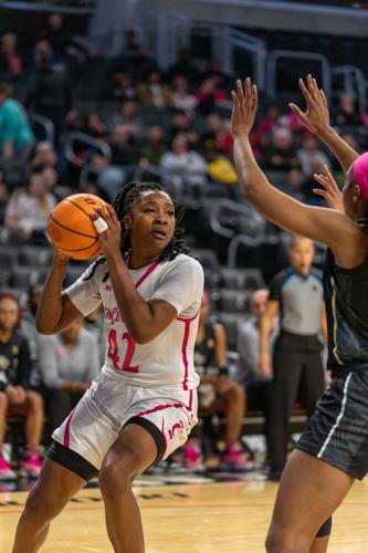 PHOTOS | Women’s basketball falls to the University of Central Florida 60-57 | Gallery ...