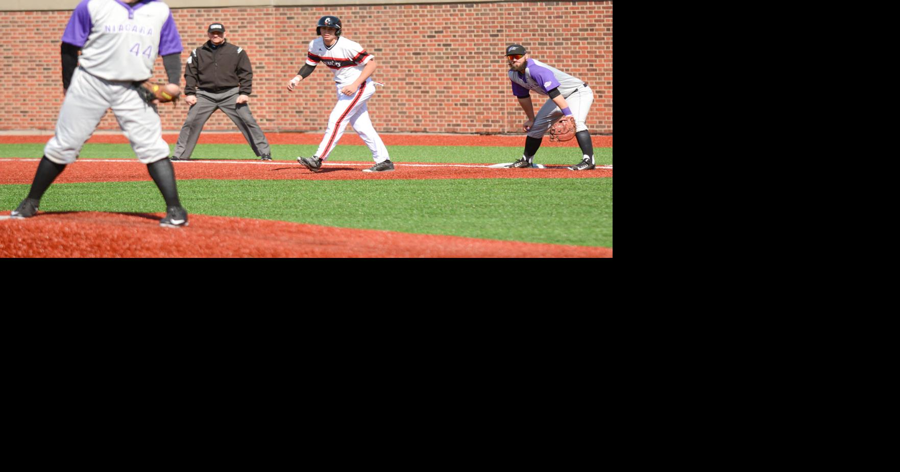 Baseball sweeps weekend series | Baseball | newsrecord.org