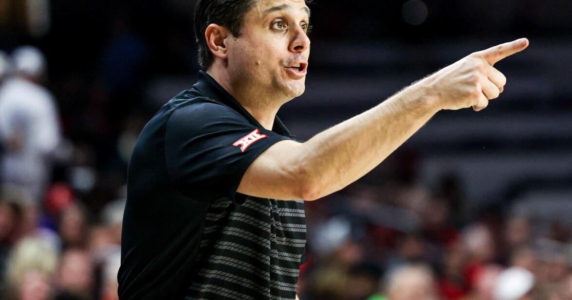 Best coach: Wes Miller | Life and Arts | newsrecord.org