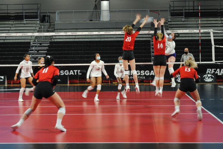 PHOTOS: UC volleyball defeats ECU to sweep series | Gallery ...