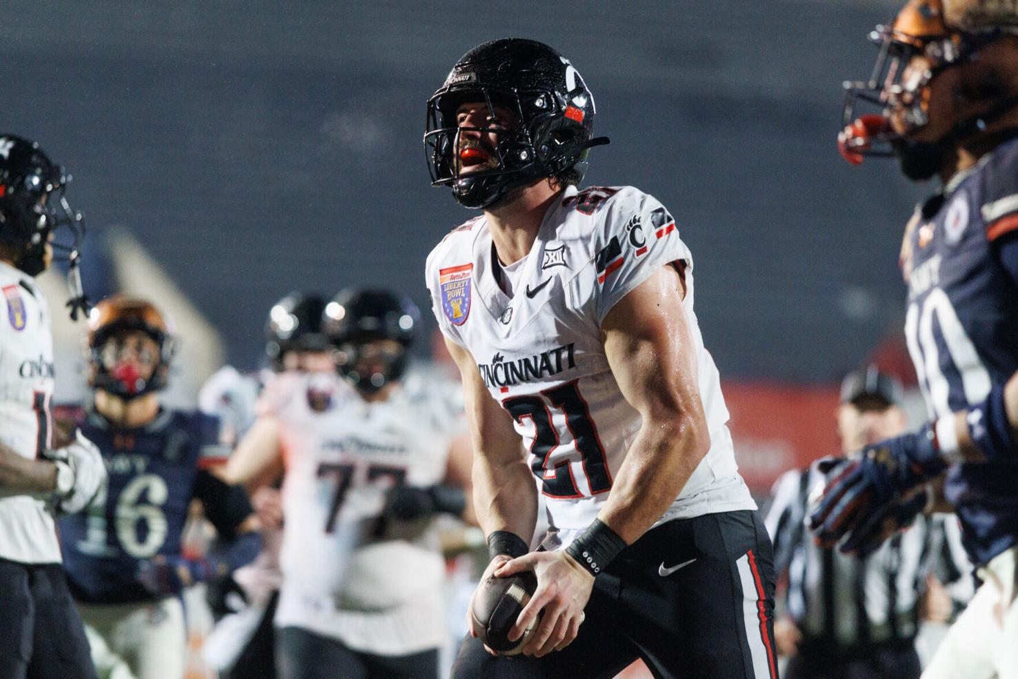 UC football falls to the Navy in Liberty Bowl 35-13 | Sports ...
