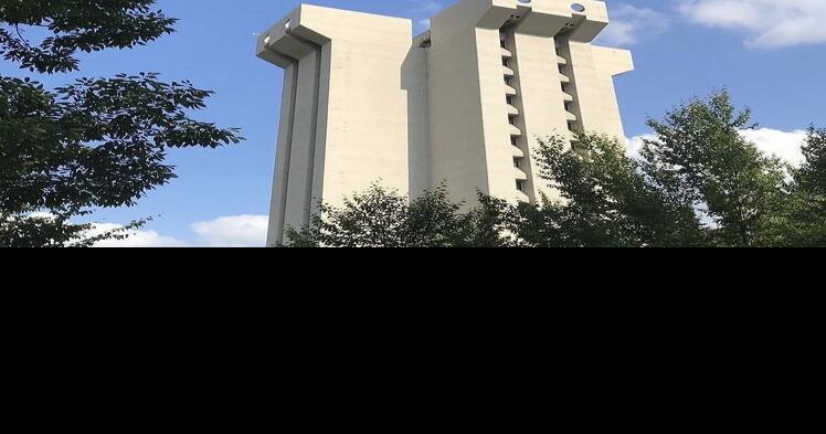 UC students show appreciation for Crosley Tower through campus org ...