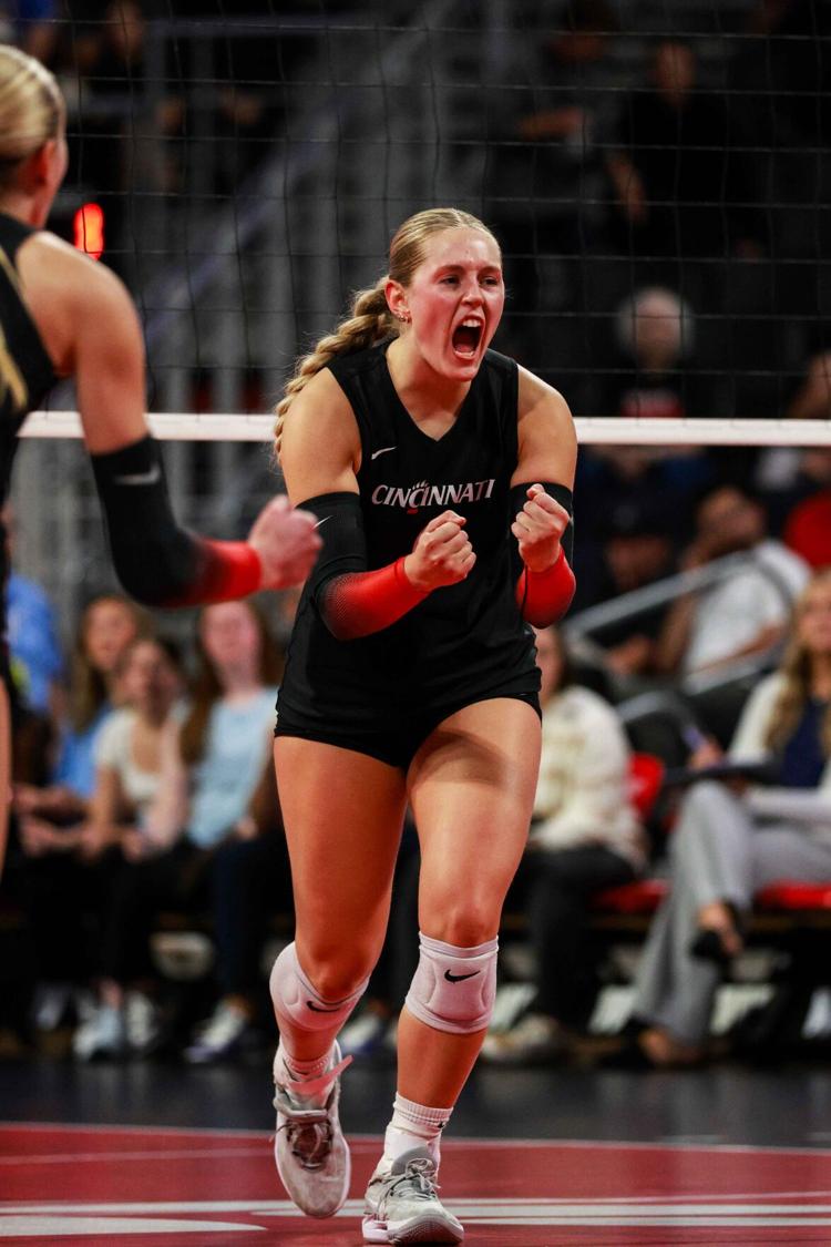 UC women’s volleyball team takes down Xavier Musketeers 3-0 ...