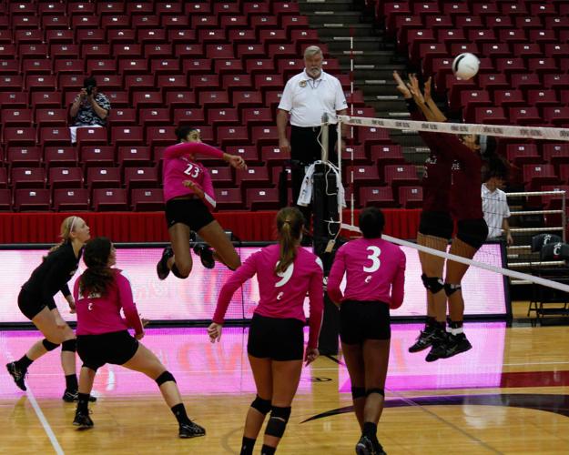 UC women's volleyball serves Temple Owls | Volleyball | newsrecord.org
