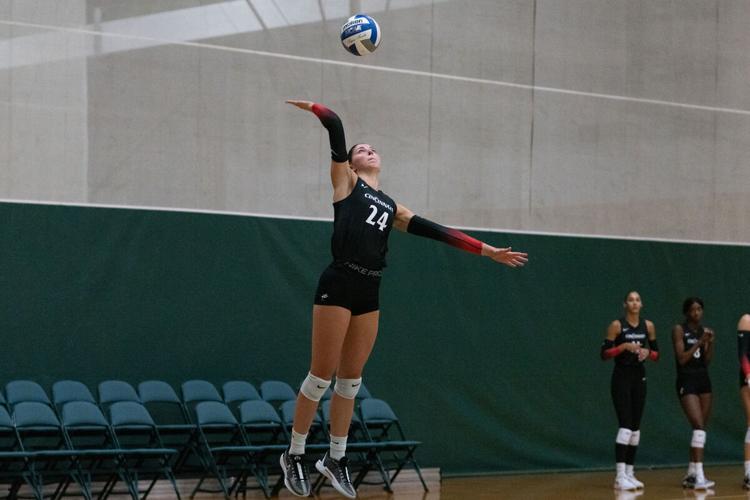 PHOTOS | UC women's volleyball falls to Butler | Gallery | newsrecord.org