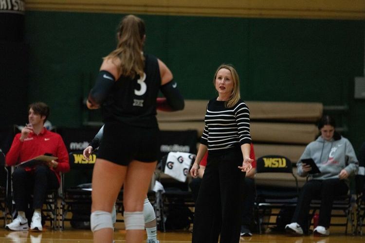 PHOTOS | UC women's volleyball falls to Butler | Gallery | newsrecord.org