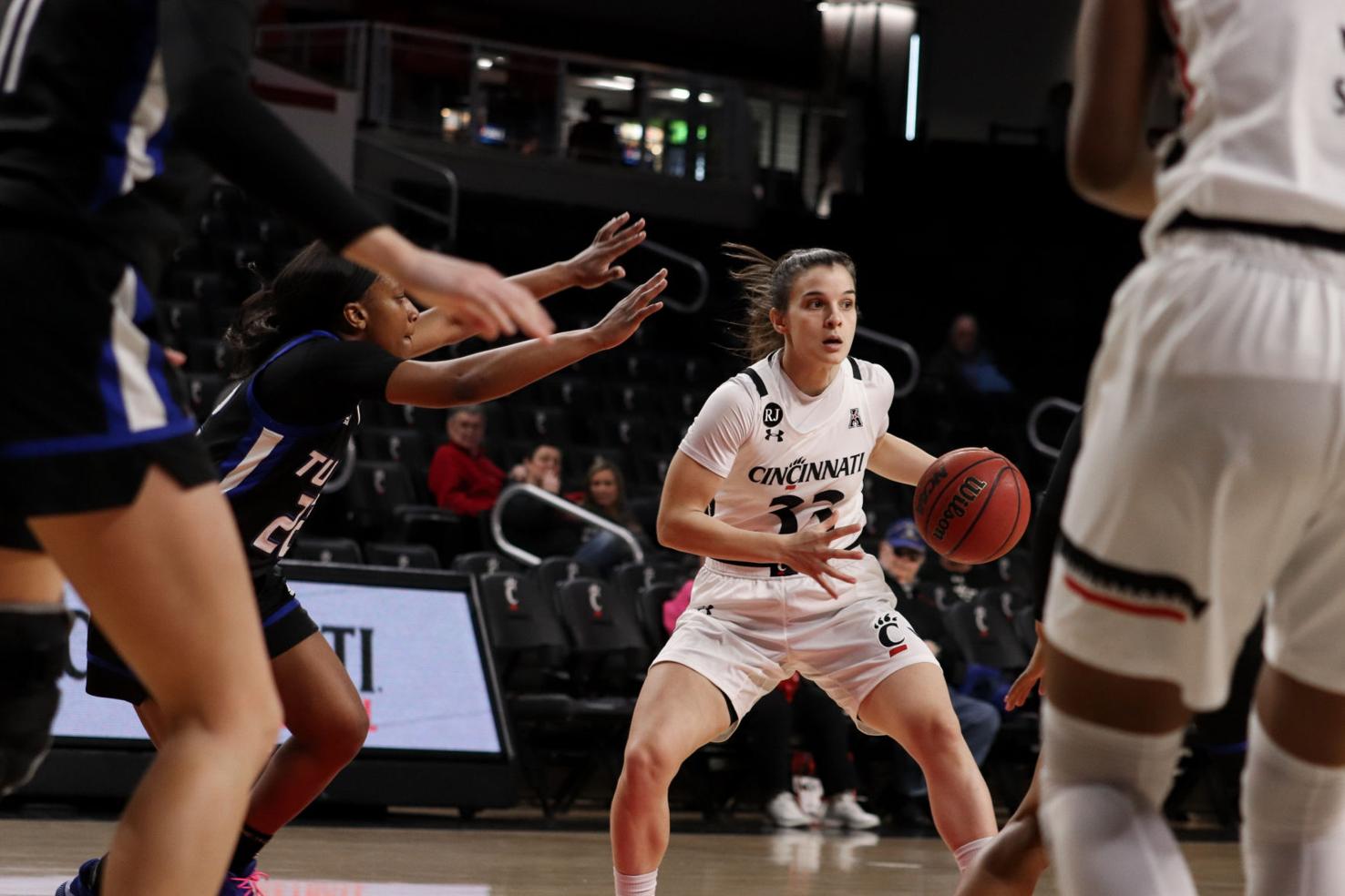 UC women's basketball: Thomas, Rodgers help Bearcats dominate Tulsa ... UC women's basketball: Thomas, Rodgers help Bearcats dominate Tulsa ...