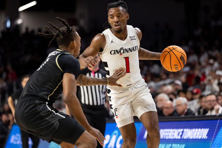 PHOTOS | Cincinnati men's basketball win over UCF Knights 68-57 ...