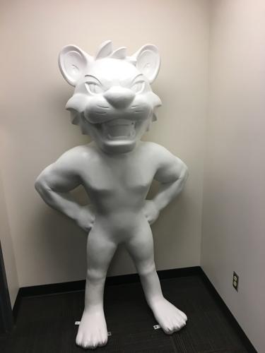 UC commissions local artists to install Bearcat statues throughout city ...