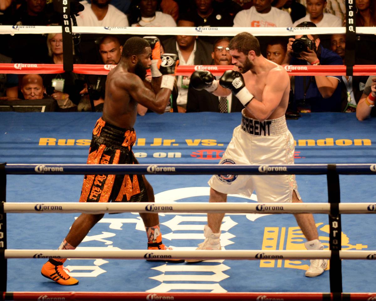 Adrien Broner wins his fourth world title | Gallery | newsrecord.org