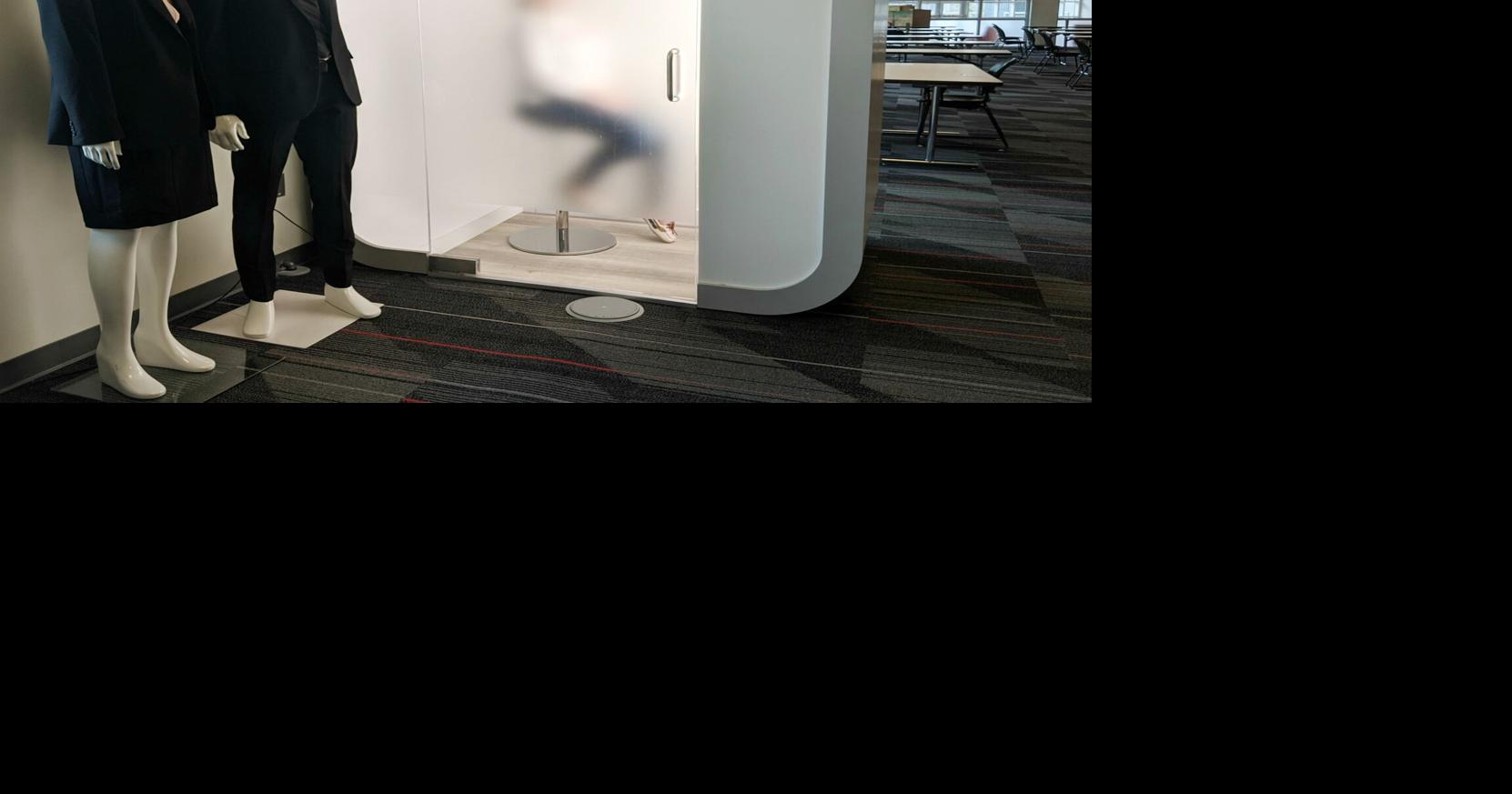 Bearcat Promise Career Studio unveils professional headshot booth | News | newsrecord.org