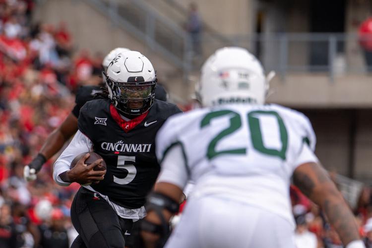 PHOTOS | Cincinnati Bearcats fall to Baylor Bears for Family Weekend 32 ...