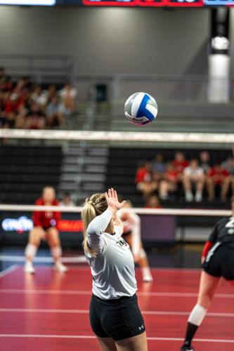 PHOTOS | Cincinnati women's volleyball defeats the Miami RedHawks 3-0 ...