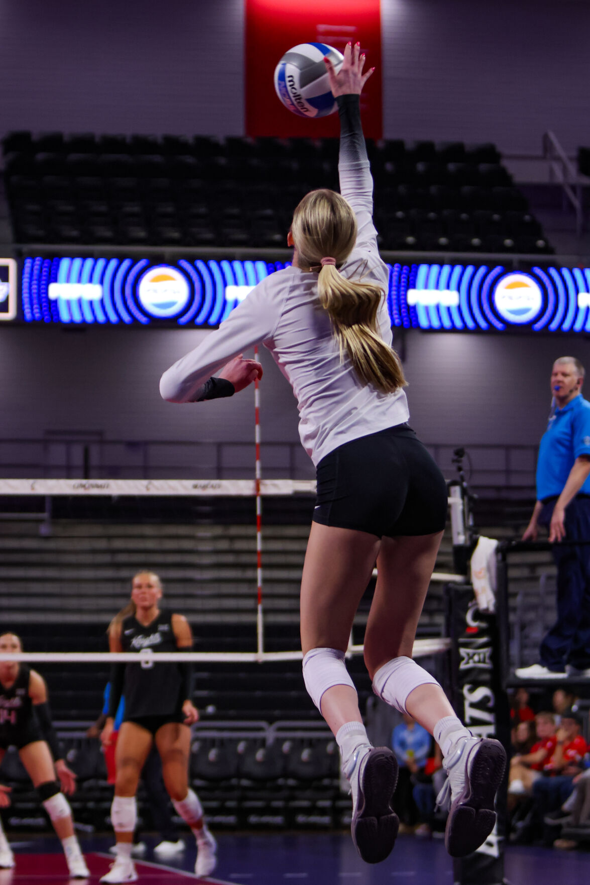 PHOTOS | UC women's volleyball takes down the UCF Knights 3-0 | Gallery ...