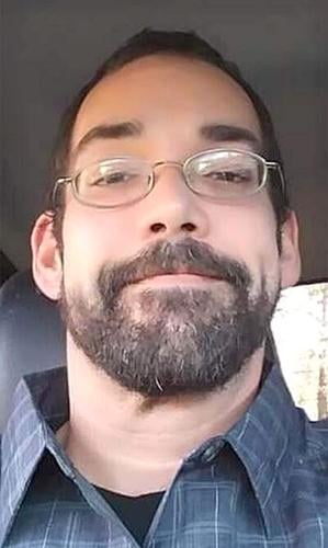 Michael Parrish | Obituaries | newstopicnews.com