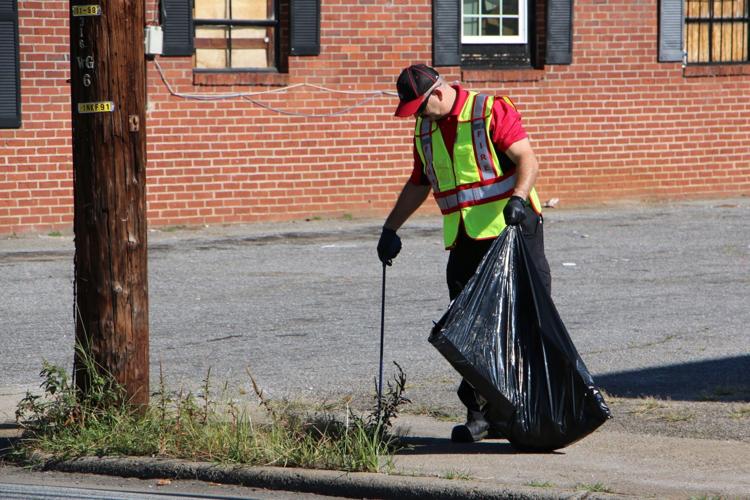 City employees clean up during Fall 2022 Litter Sweep | News ...