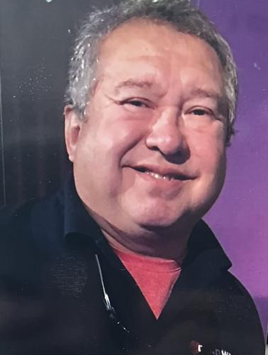 Bob Navarro | Obituaries | newstopicnews.com