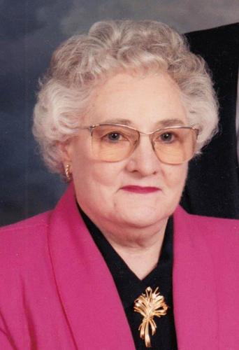 Gail Hollar | Obituaries | newstopicnews.com