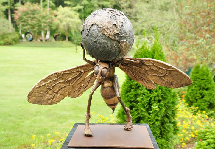 Art fills the park | Local News | newstopicnews.com